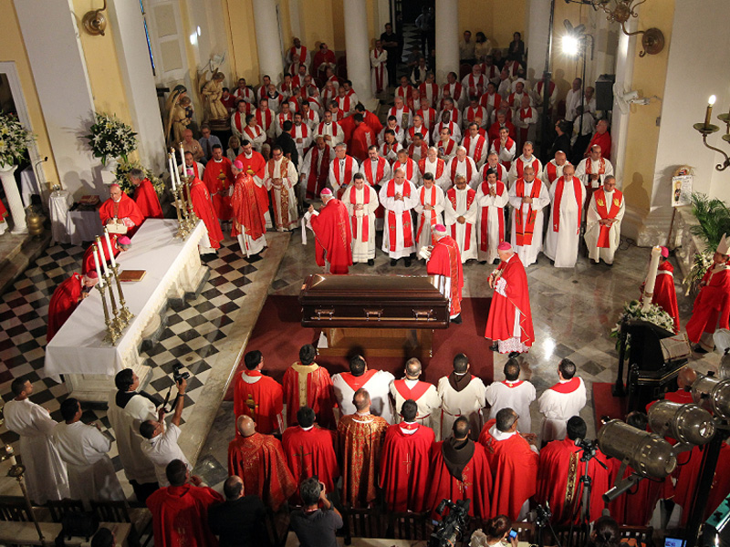 Galicia en Puerto Rico: EL CARDENAL AMIGO OFICIÓ LAS EXEQUIAS