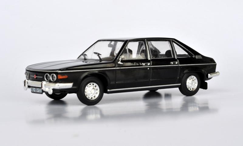 PiniuliModels: Tatra 613 (1974) - DeAgostini/IST Models