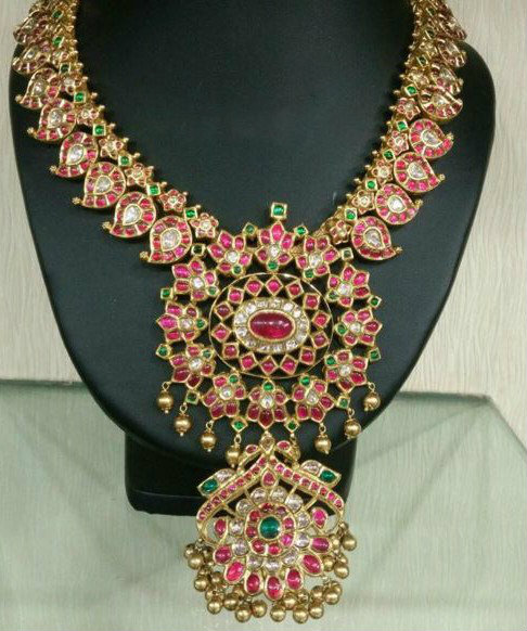 Two Step Mango Necklace - Jewellery Designs