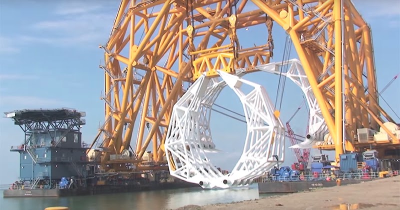 Rigging, Demolition & Dismantling Contractors: Colossal Claw ...