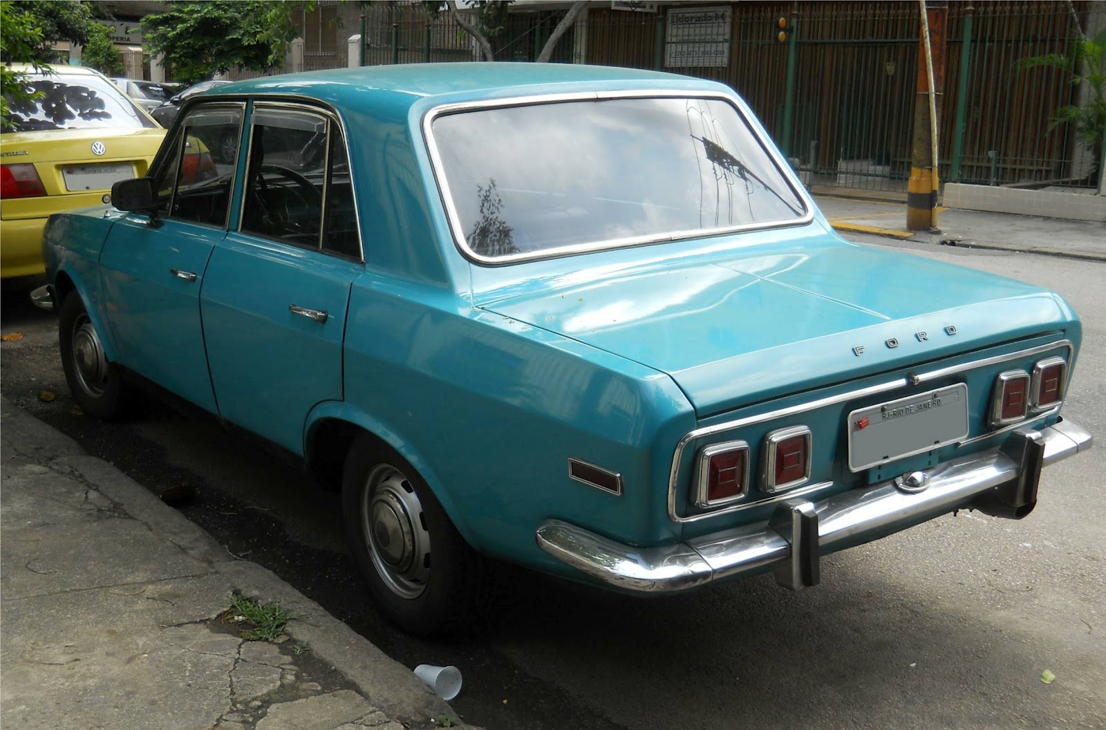 Registros Automotivos do Cotidiano: Ford Corcel Sedã 1970