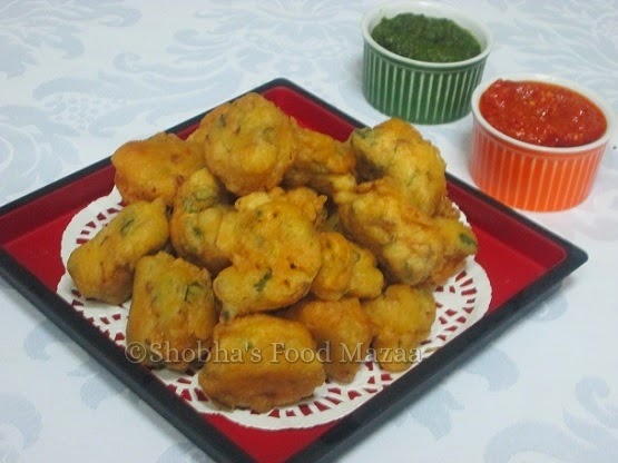 Shobha's Food Mazaa: ZUCCHINI PAKORAS / ZUCCHINI FRITTERS