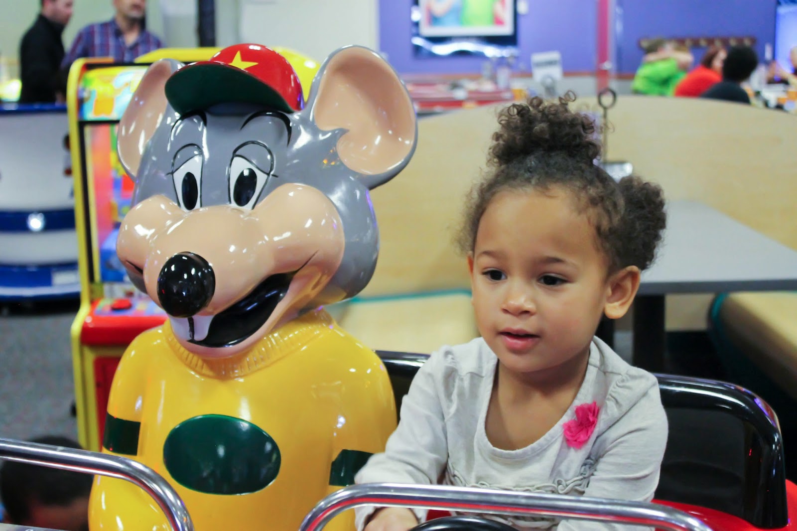 Sillyness Abounds: Chuck E Cheese's