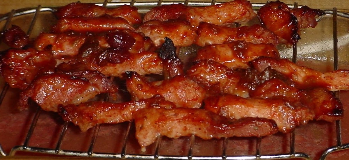 CRACKERBERRIES KITCHEN: "RED THINGS" [AKA Boneless Chinese Spareribs]
