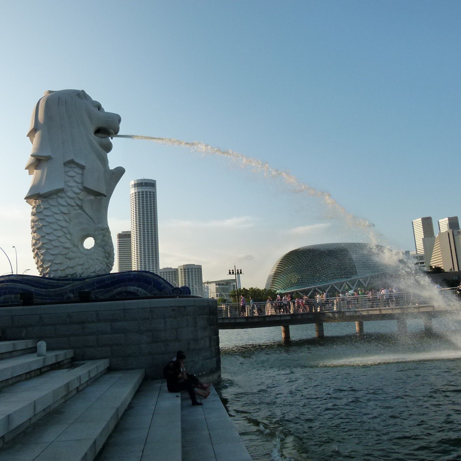 Merlion sideview free picture for commercial use
