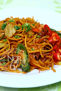 MEE SANGGUL GORENG KARI