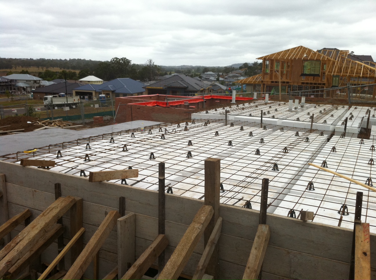 Chris & Bim's New House: Part 1 of slab poured :)