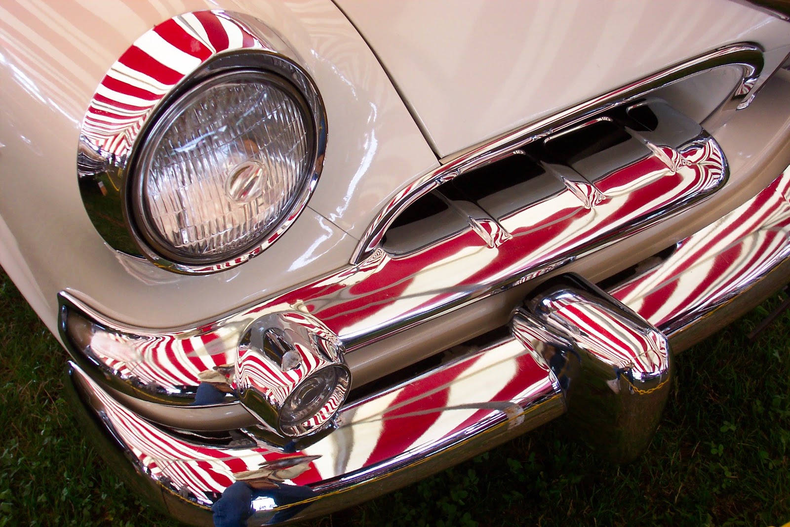 Dar's Cars: Capturing the art of the auto