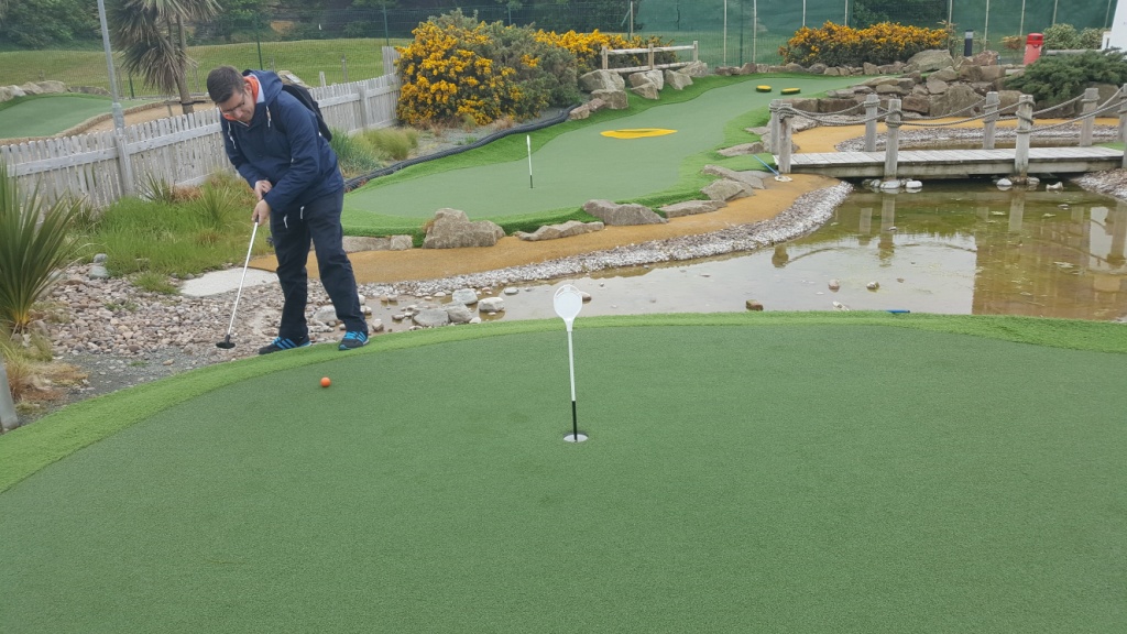 The Ham and Egger Files: Championship Mini Golf in New Brighton