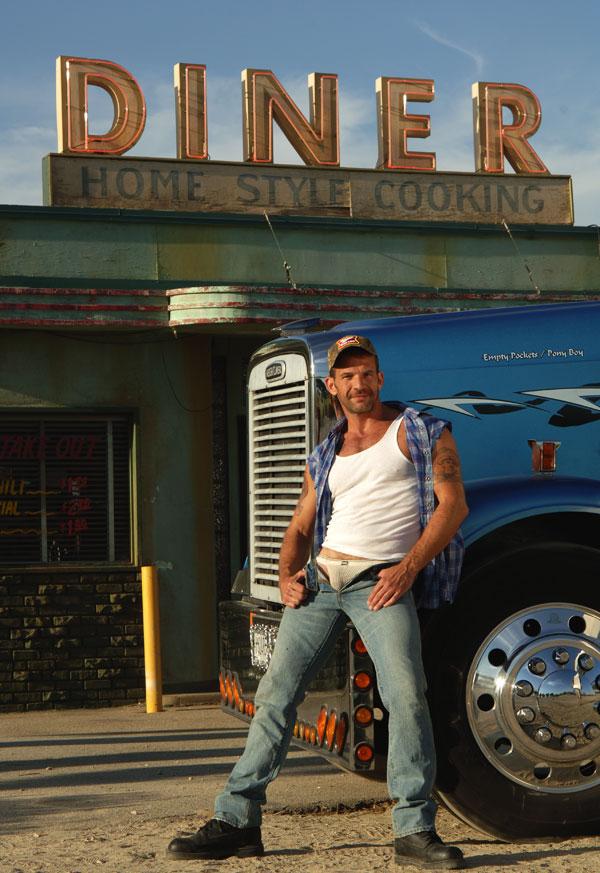 Must Love Men: Gus Mattox