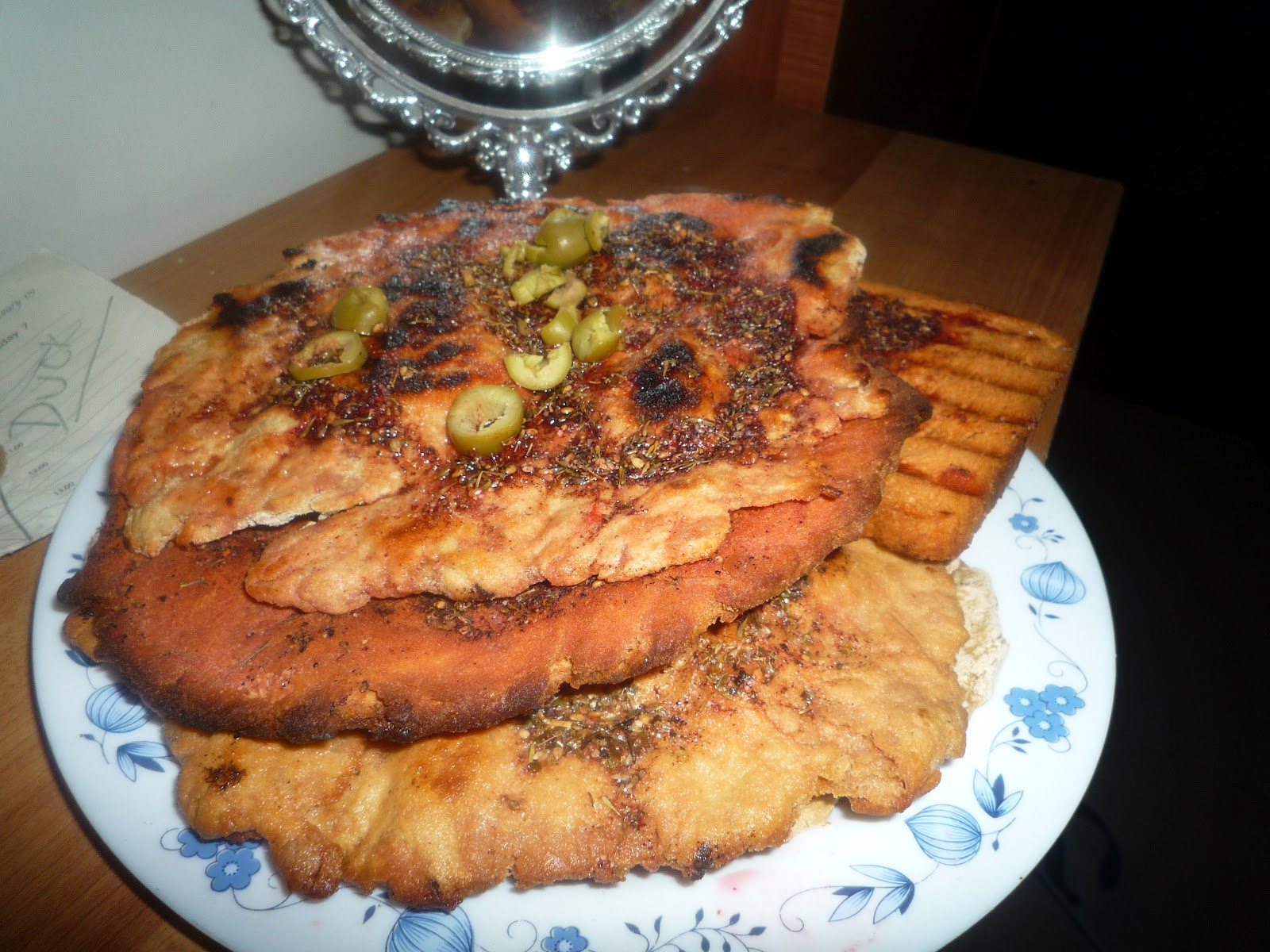 G'Gina's Kitchenette: Manakish (Levantine Flatbread) or Pies with Za'atar
