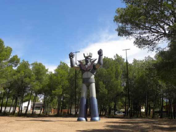 Patung - Patung Unik Dan Aneh Di Dunia ~ KEPOLICIOUS - INFO MENARIK