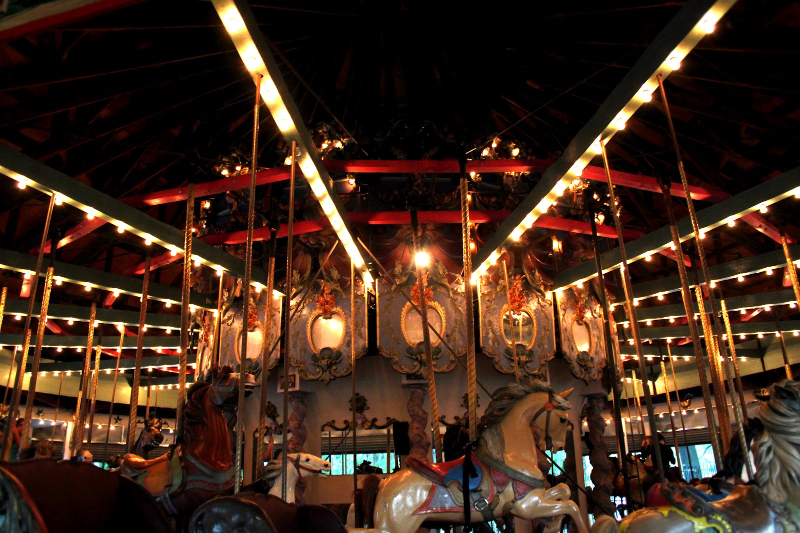 Forever Hills [Forest Hills, NY blog]: Carousel [Forest Park]