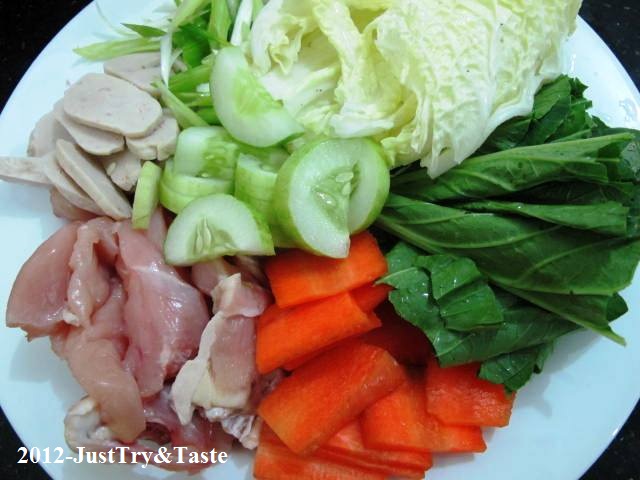 Resep Cap Cay Ayam dan Perkedel Tempe | Just Try & Taste