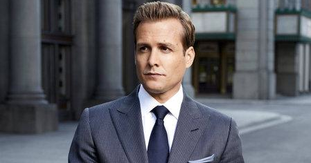 Harvey Specter ~ La lupa del guionista