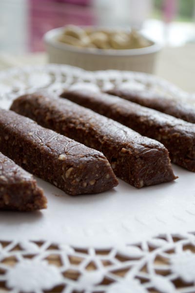 καθαρή διατροφή: Chocolate Fudge Brownie Energy Bars-μπαρες δημητριακων ...