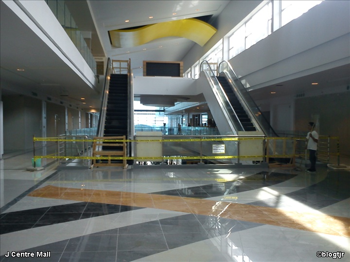 bloGtj®: J Centre Mall