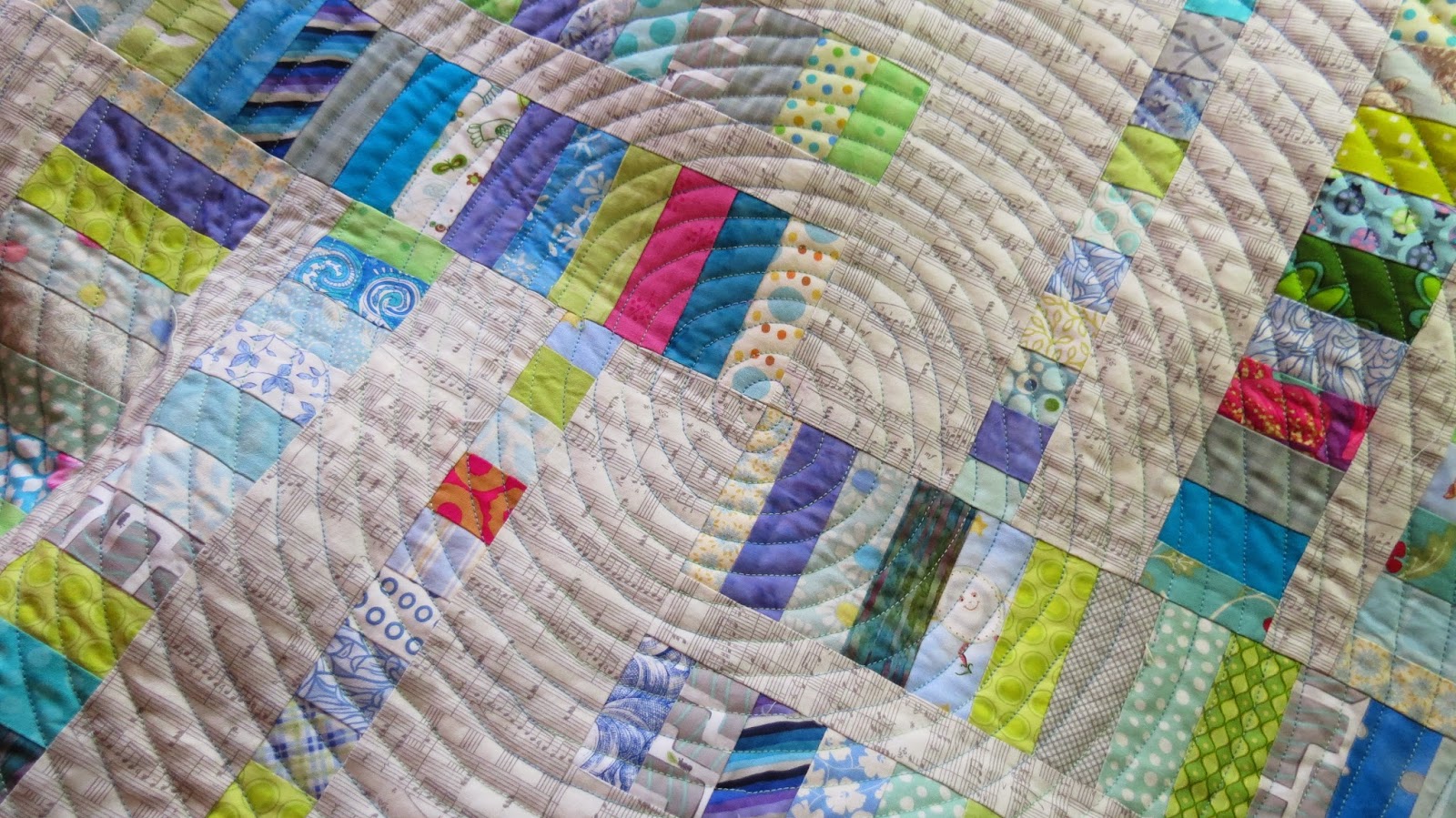 Eye Candy Quilts: Spiral quilting