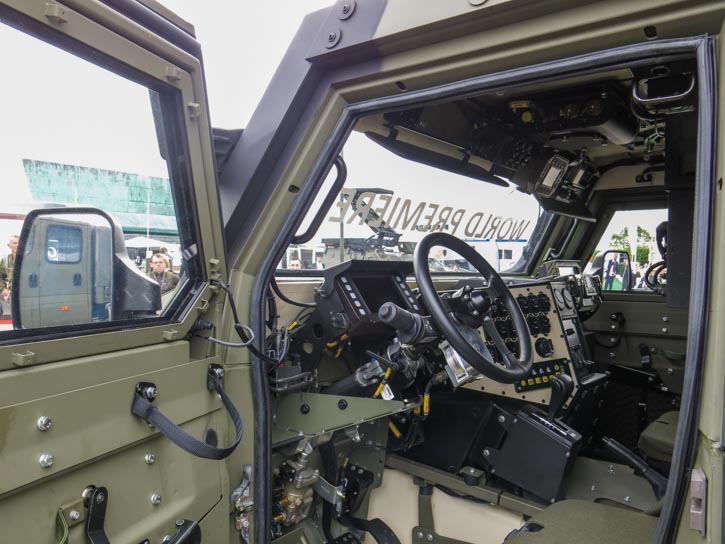 Orbis Defense Blog: LMV-2: Light but Stronger – Iveco Upgrades the ...