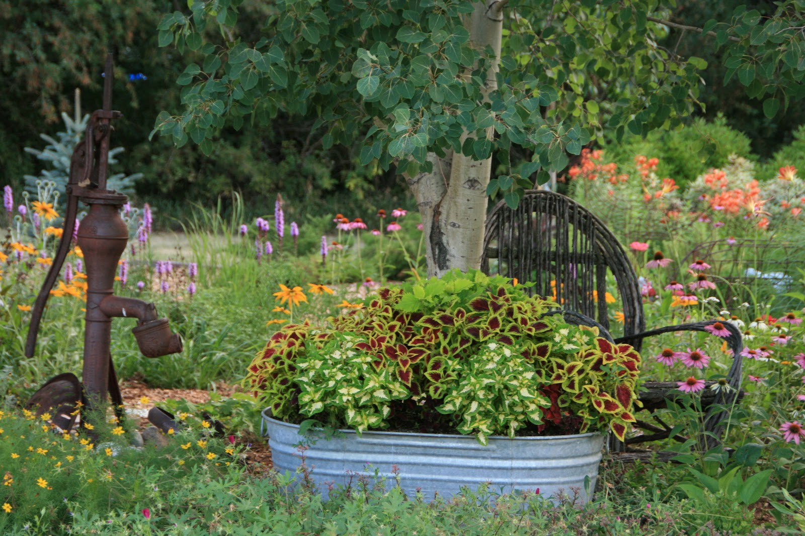 Wiese Acres: Theme Garden Design - Nostalgia Garden