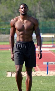 Hunks in Pictures: David Oliver