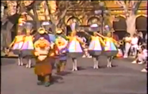 Filmic Light - Snow White Archive: Snow White Parade (50th Anniversary ...