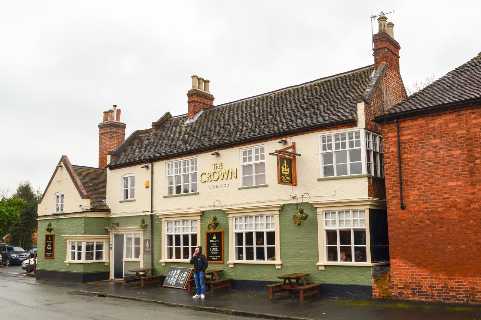 Pubs: Then & Now: #194 The Crown Inn, Alrewas, Staffordshire : 1997 to 2015