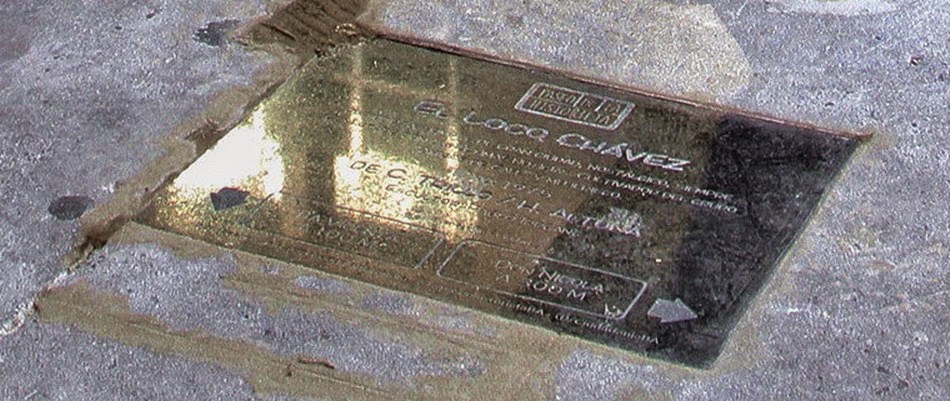 Sonrisas Argentinas : El Paseo de la Historieta es para El Loco Chávez