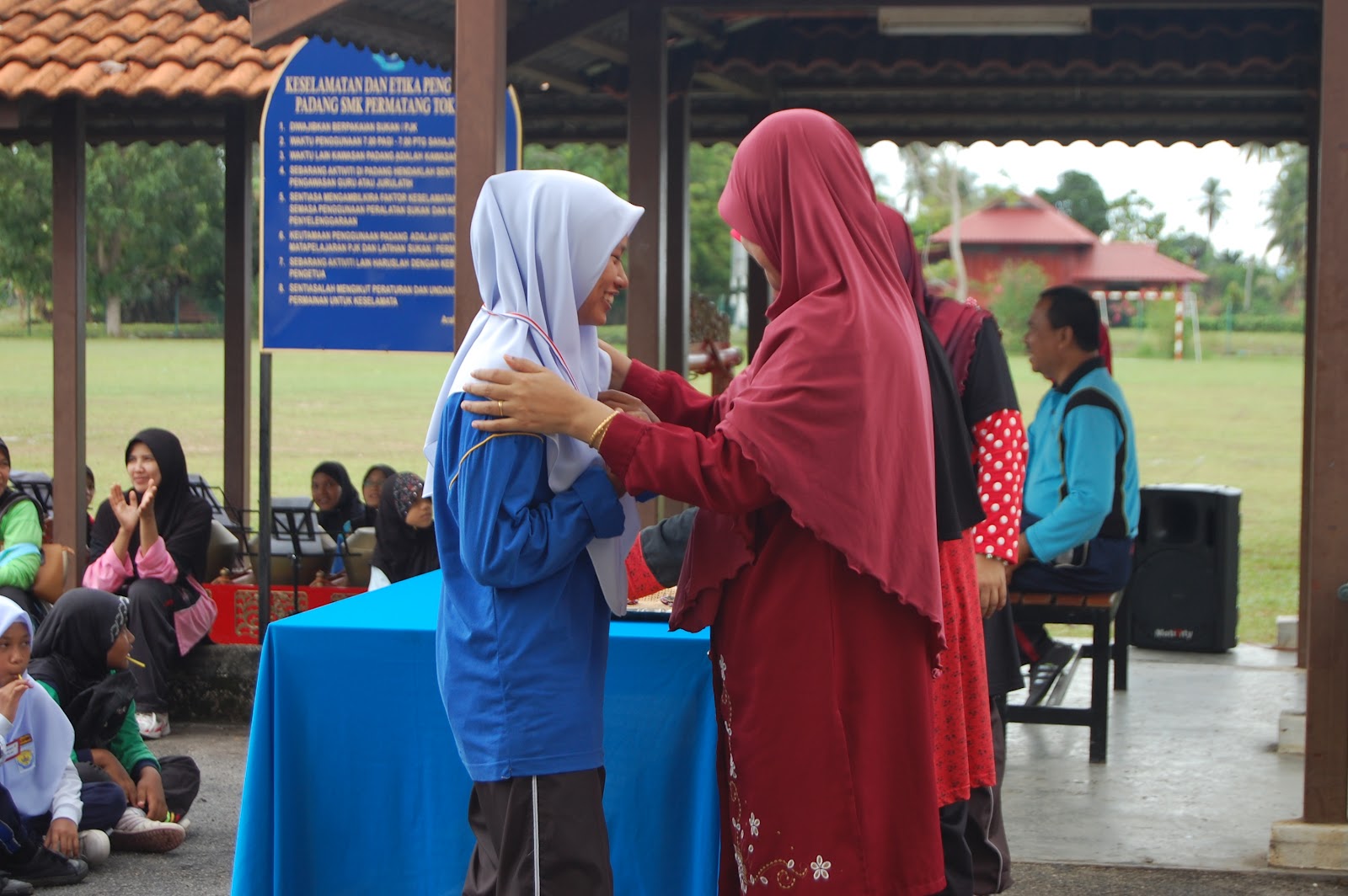SMK PMTG. TOK LABU,PENAGA: MERENTAS DESA 2012