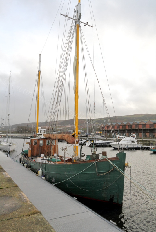 Dougie Coull Photography: Another Walk Around Greenock Docks