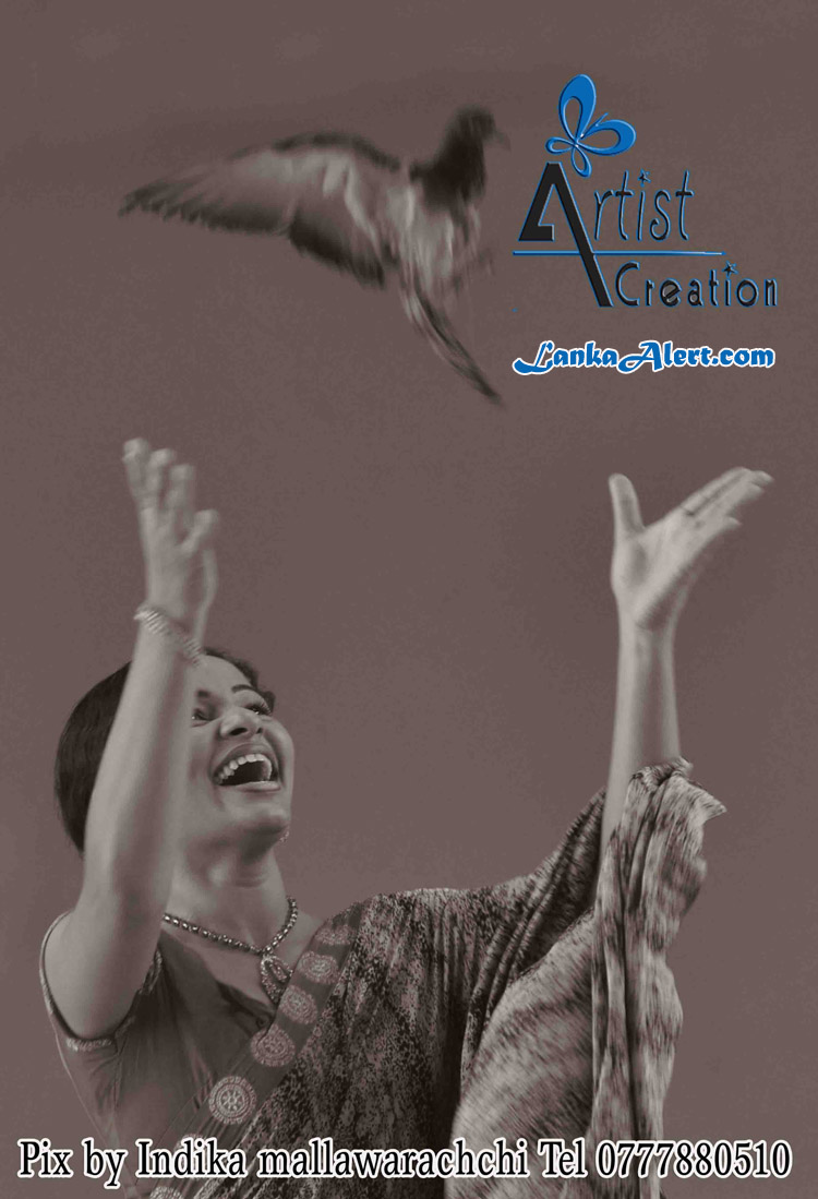 Sri Lanka fashion blog: Sri Lankan actress Umayangana Wickramasinghe new