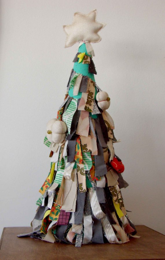 Never Listless: 22 Funky, Unusual, Alternative Christmas Trees
