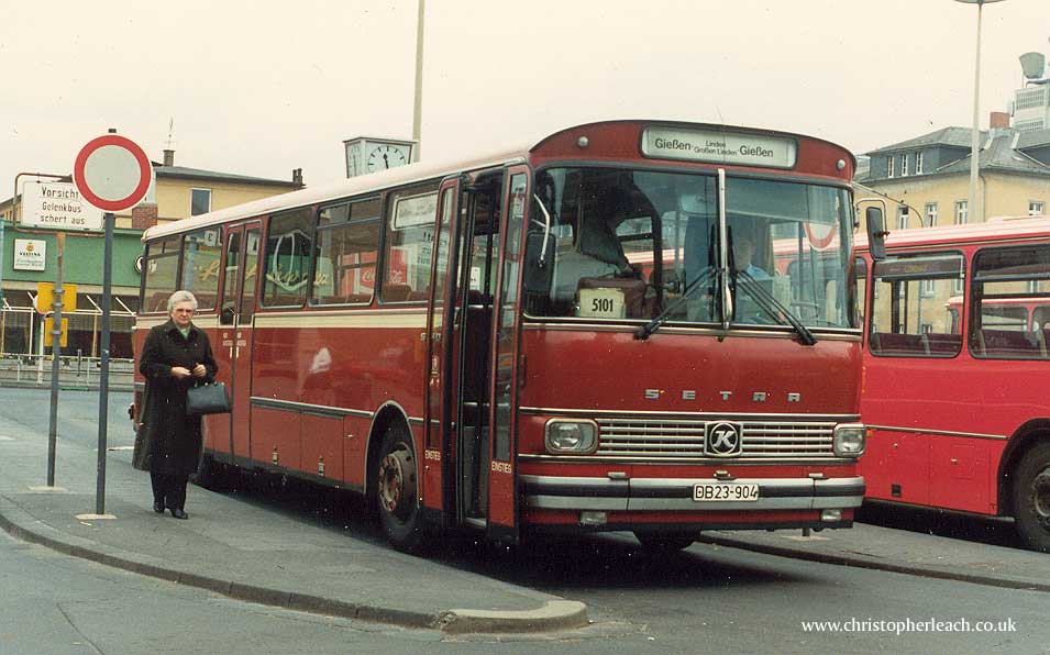 Busworld Photography: DB railway bus at Giessen