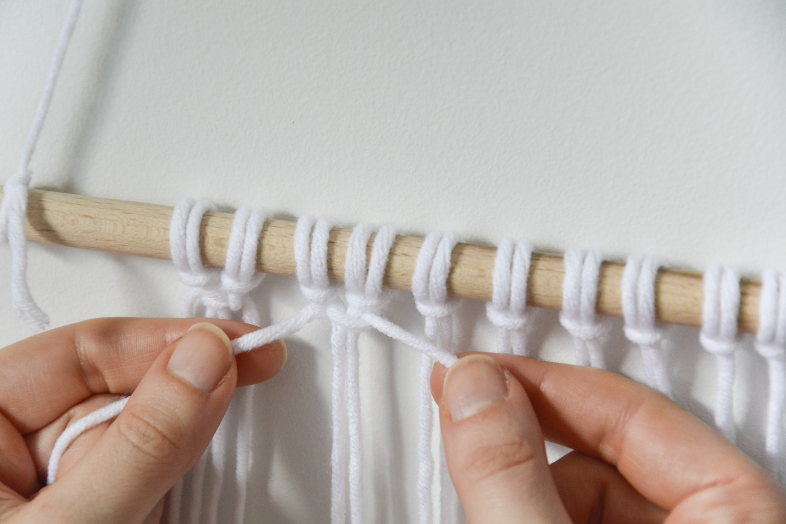 Macramé para principiantes: Cómo hacer un tapiz paso a paso - Dibujos ...