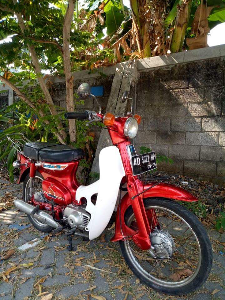 Dijual Honda C70 tahun 1975 - LAPAK MOTOR BEKAS | MOTKAS