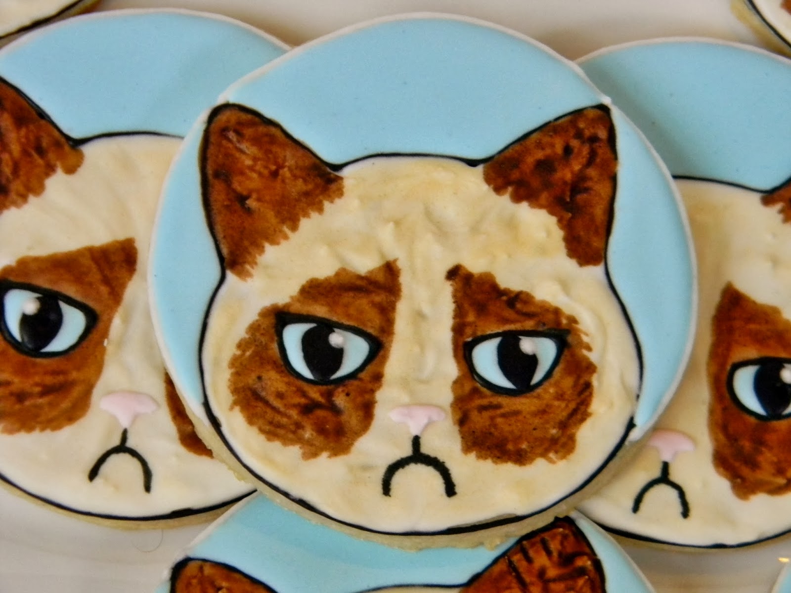 Sweet Melissa's Cookies: Grumpy Cat Birthday Cookies