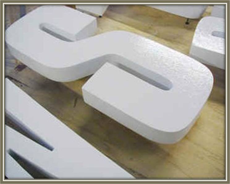 Oficina da Arte: Letras em Madeira