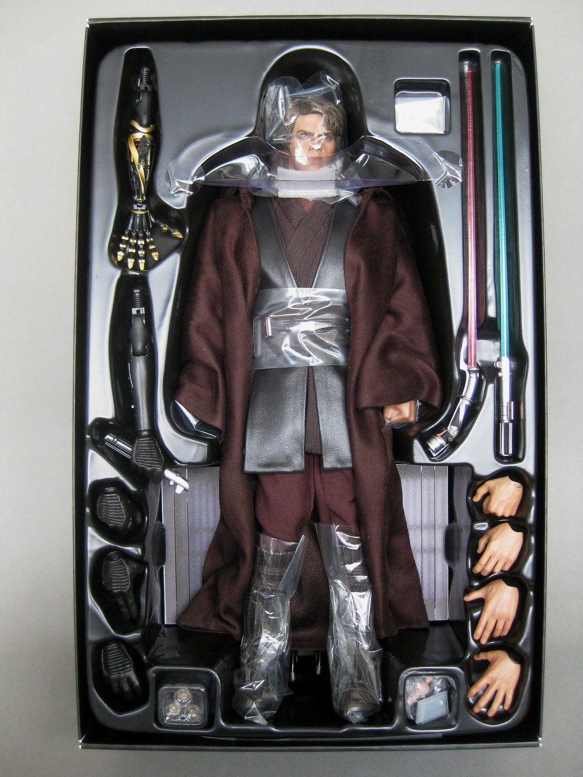deSMOnd Collection: Hot Toys 1/6 "Anakin Skywalker" in ROTS