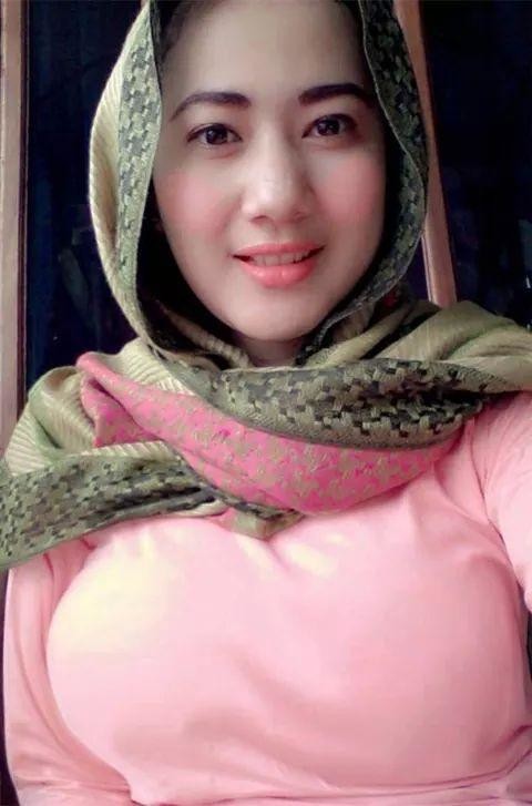 Koleksi Foto Jilboobs Toge | gadis bogel