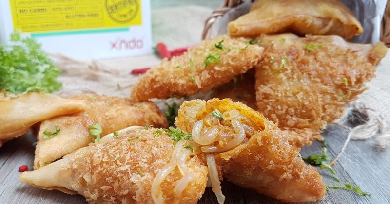 LadyHomeChef: Golden Triangle Curry Noodles (Collaboration with Xando)