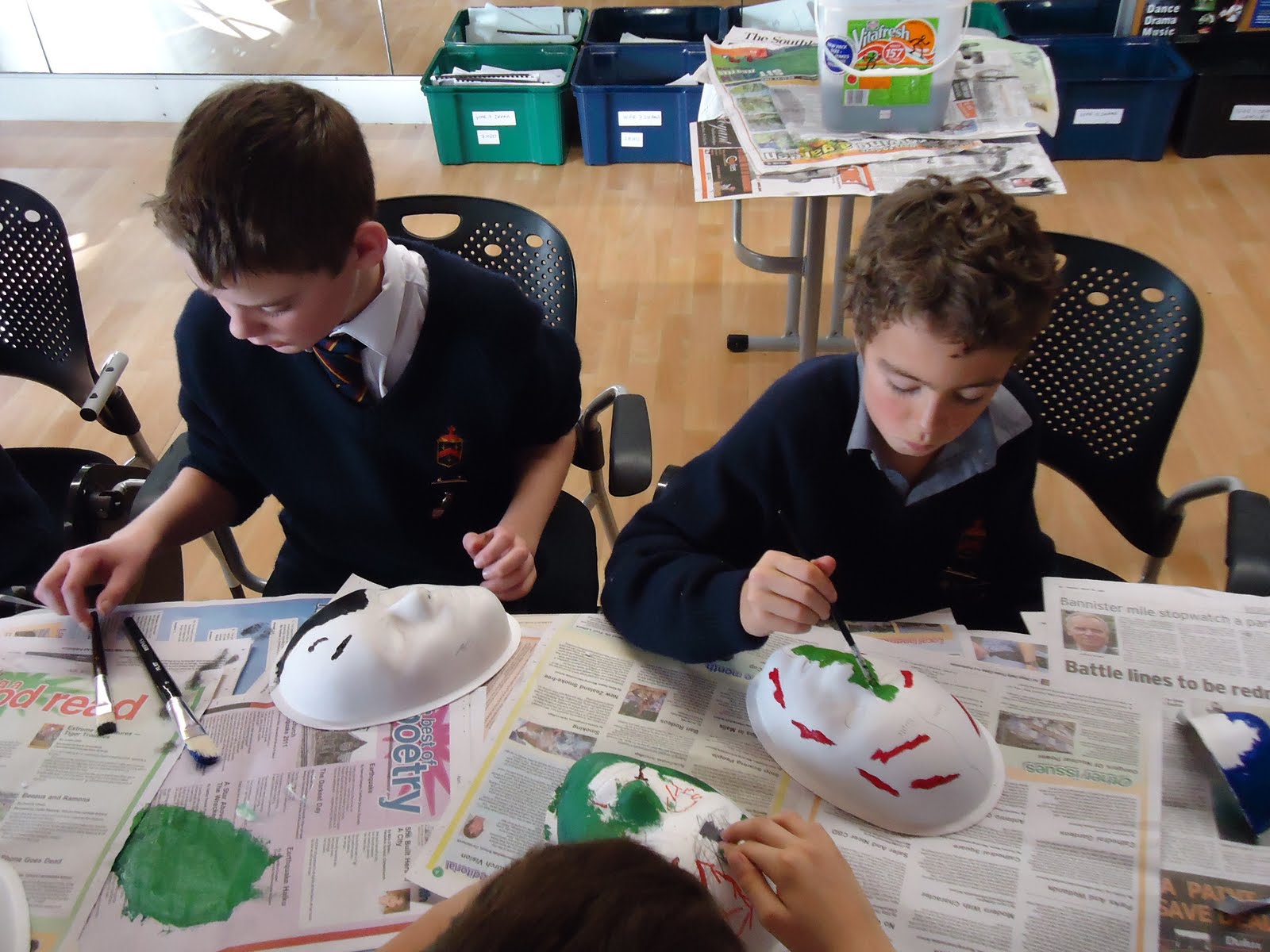 JMC J u n i o r D r a m a: Year 8 Drama - Greek Theatre & mask making