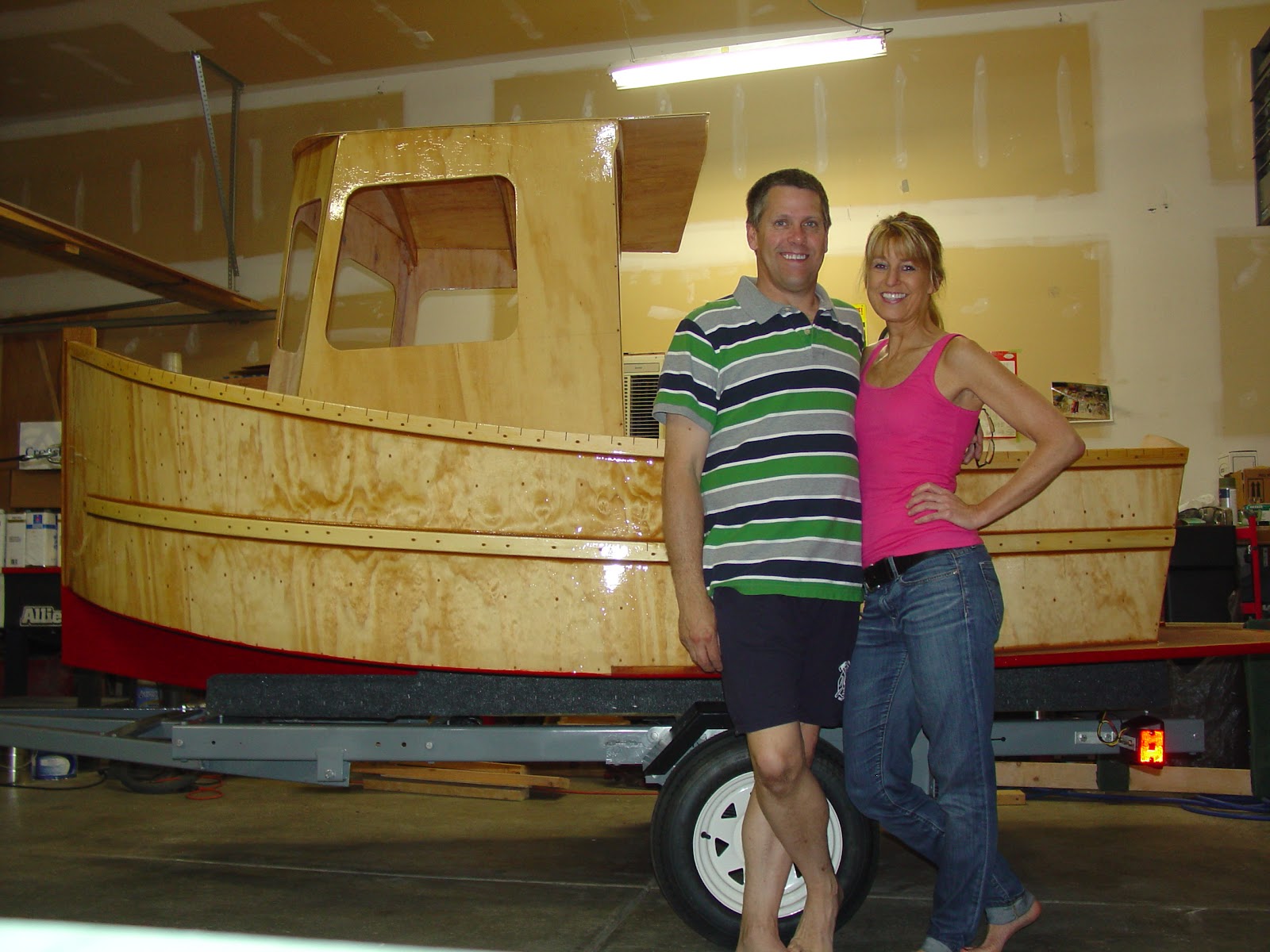 Todd's Mini-Tug Boat Building Journal: Boat Put on Trailer