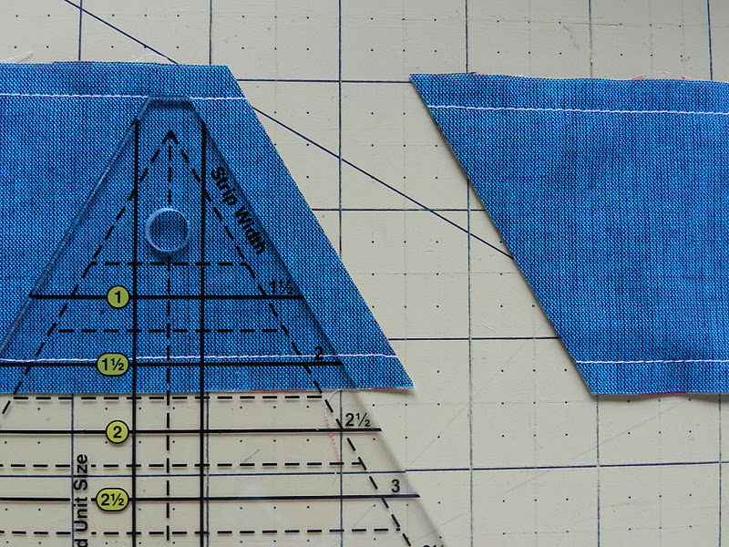 Molly Flanders: Pyramid Quilt