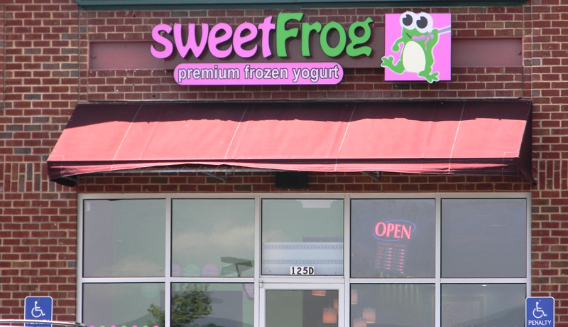 SWAC Girl: Sweet Frog frozen yogurt shop now open in Waynesboro