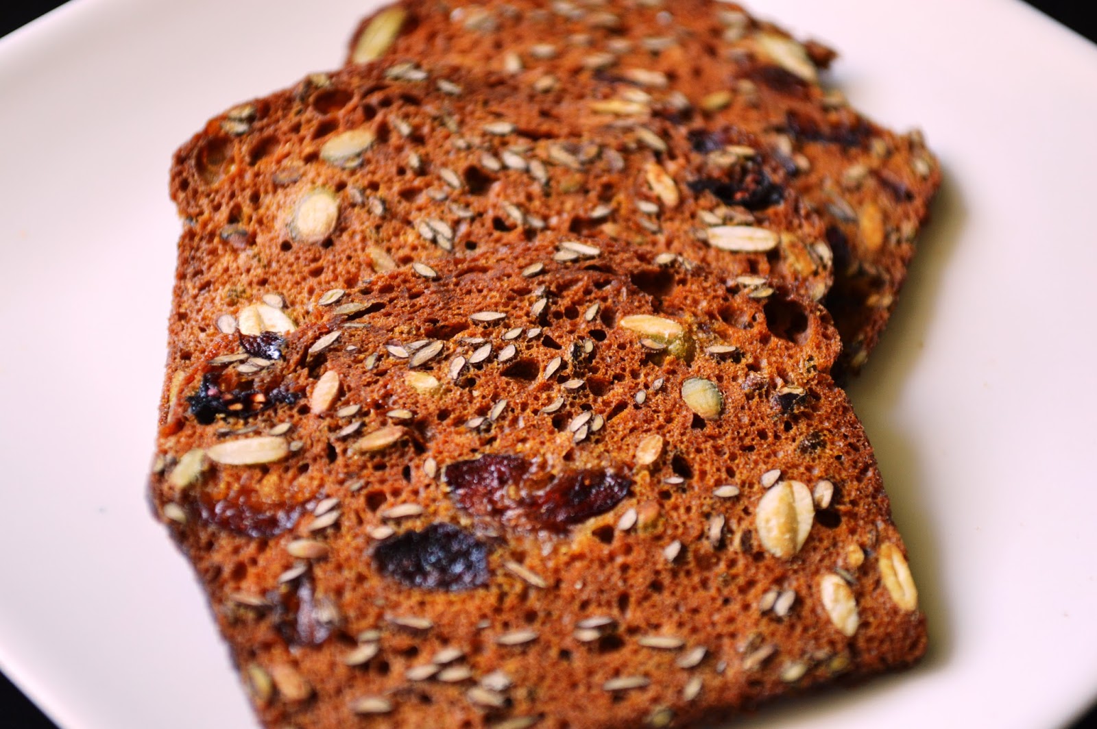 Clever Soiree: Aldi's Specially Selected Artisan Berry Crisps