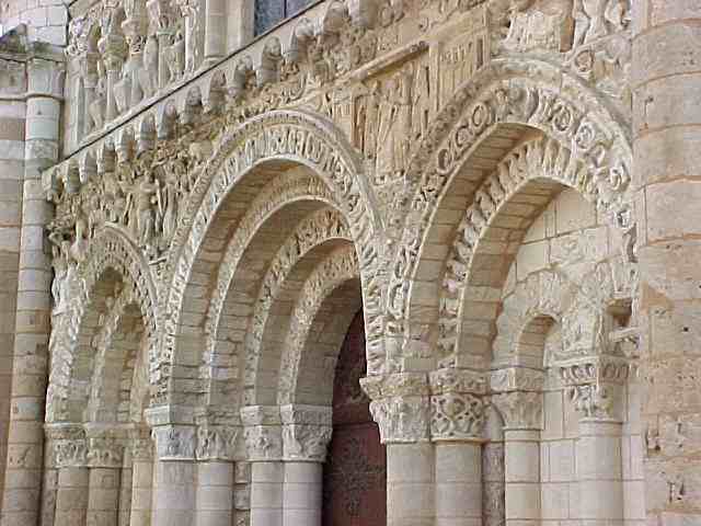 Karoll-Ann Bernier's blog: Gothic and Romanesque Art
