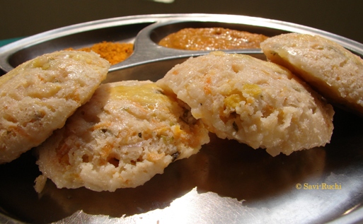 Savi-Ruchi: Masala Idli/Kanchipuram idli