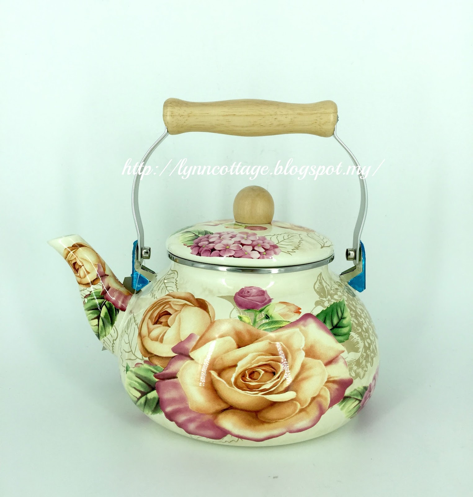 lynn's cottage: ENAMEL TEA KETTLE