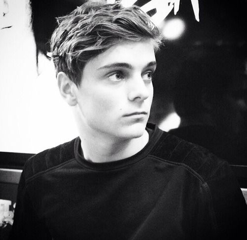 musica de martin garrix y maluma