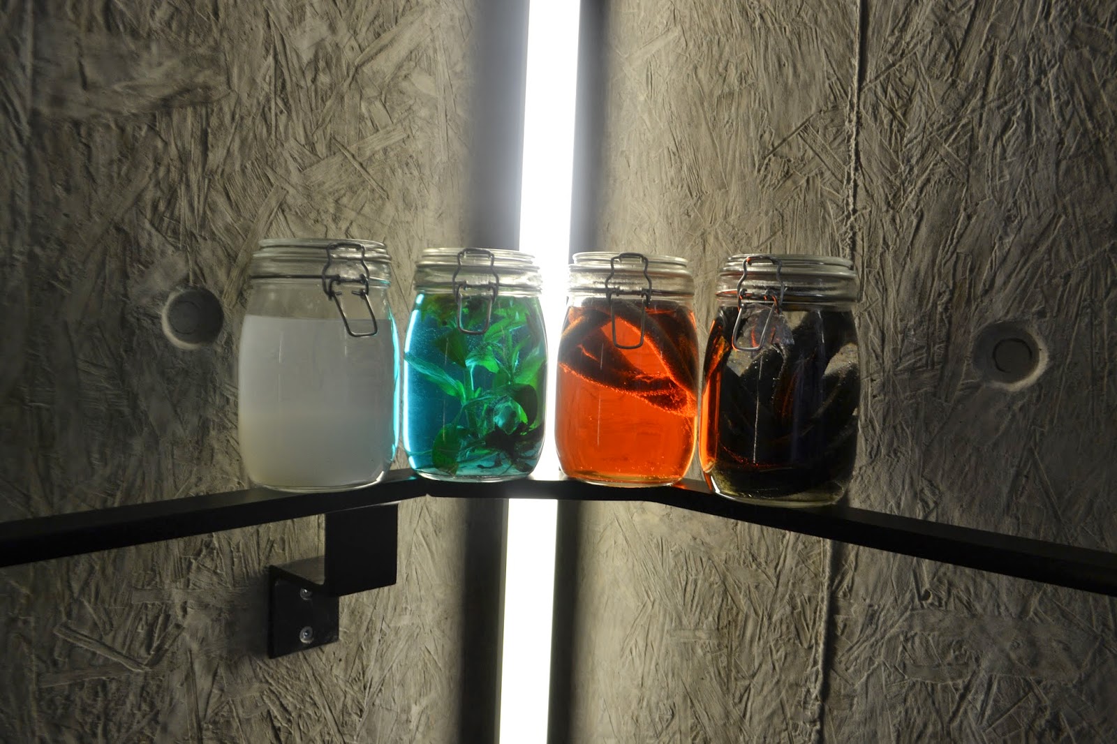 Sophie Dobson: Containment - Jar